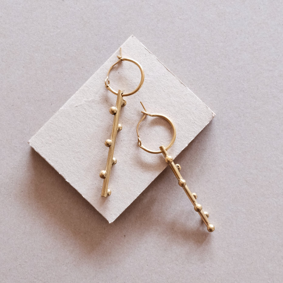 Hebba Line Earrings – Hamimi