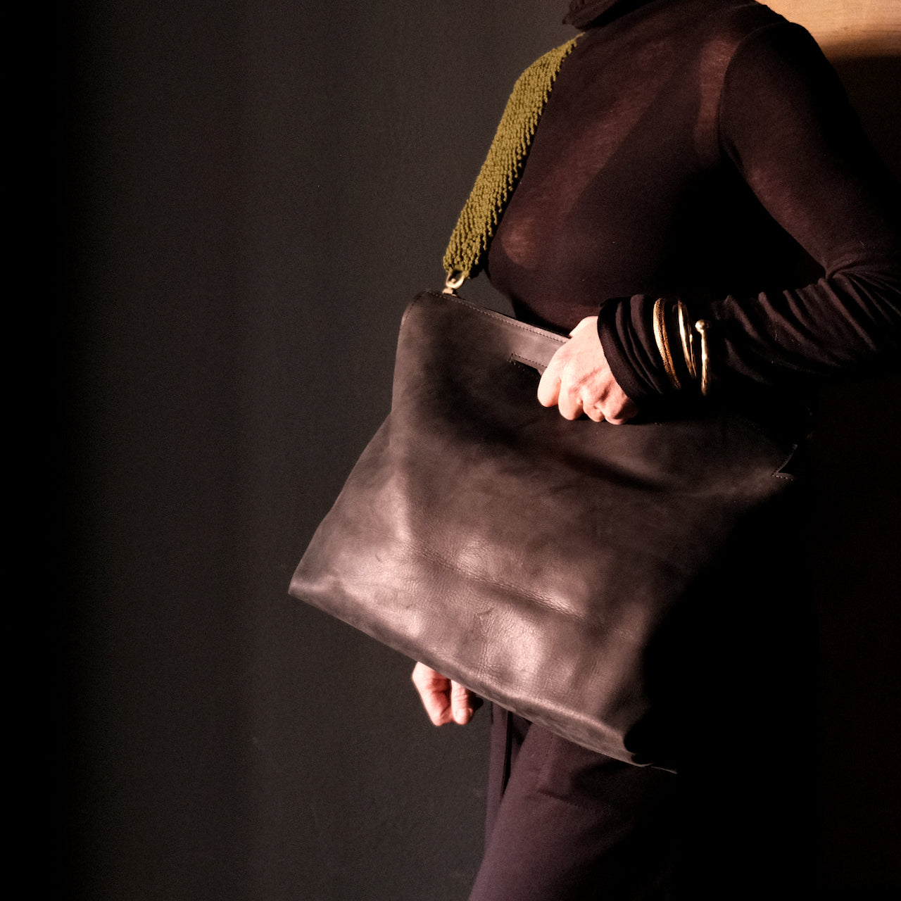 Ogda Maxi Shoulder Bag - Black Leather – Hamimi