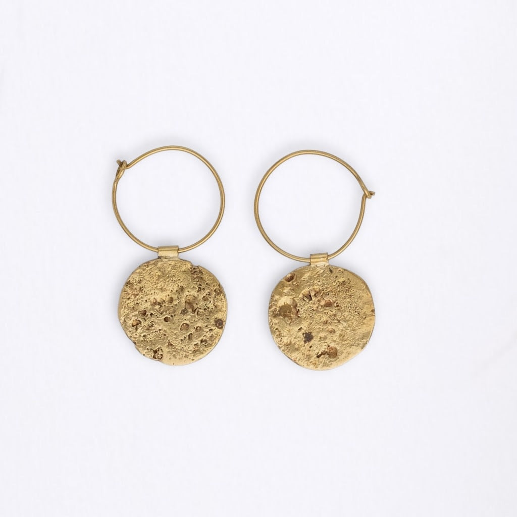 Discover the Beauty of Handcrafted Earrings by Hamimi Design